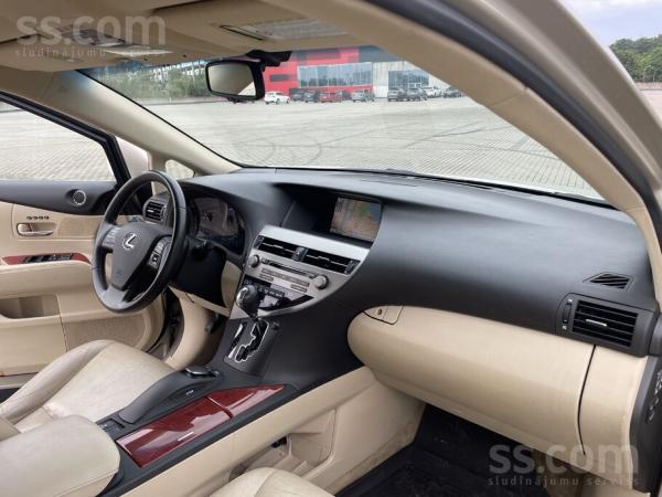 Lexus RX 2012 Rīga, ar dzinēja tilpumu 3.50 L un nobraukumu 227 tūkst. km par 10300 €, foto 11 vietnē AUTOMOTO.COM.LV
