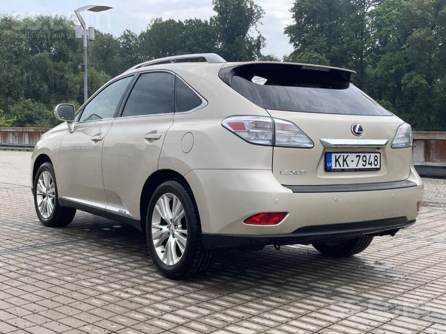 Lexus RX 2012 Rīga, ar dzinēja tilpumu 3.50 L un nobraukumu 227 tūkst. km par 10300 €, foto 21 vietnē AUTOMOTO.COM.LV
