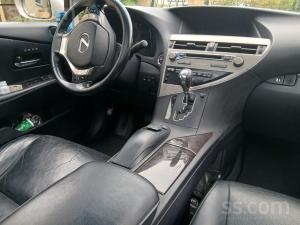 Lexus RX 2013 in Riga, with an engine capacity of 3.50 L and mileage of 207 thousand km for 16700 €, photo 14 on AUTOMOTO.COM.LV