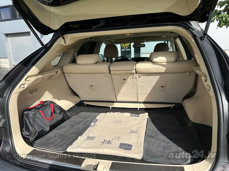 Lexus RX 2014 Tallina, ar dzinēja tilpumu 3.50 L un nobraukumu 109 tūkst. km par 21500 €, foto 17 vietnē AUTOMOTO.COM.LV