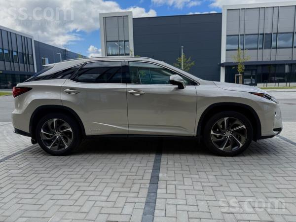 Lexus RX 2016 Rīga, ar dzinēja tilpumu 3.50 L un nobraukumu 132 tūkst. km par 33700 €, foto 2 vietnē AUTOMOTO.COM.LV