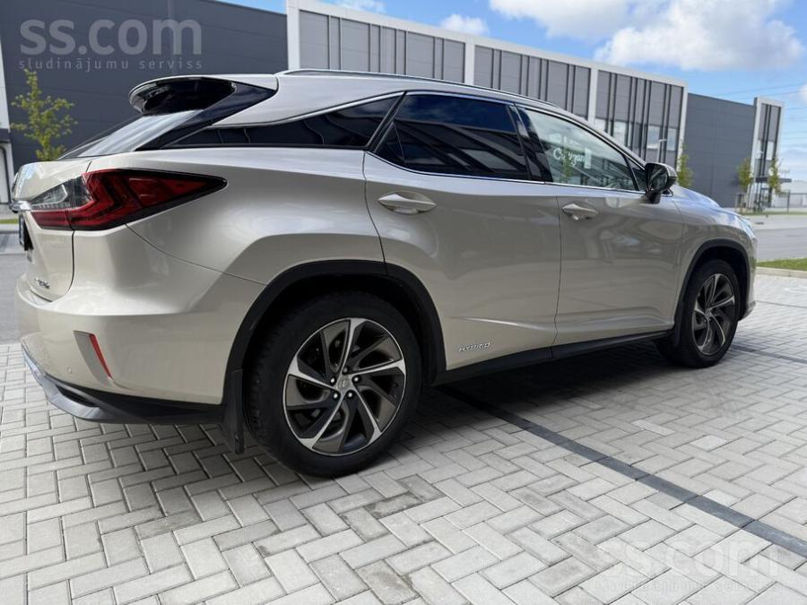 Lexus RX 2016 Rīga, ar dzinēja tilpumu 3.50 L un nobraukumu 132 tūkst. km par 33700 €, foto 3 vietnē AUTOMOTO.COM.LV