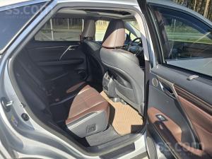 Lexus RX 2017 in Riga, with an engine capacity of 3.50 L and mileage of 235 thousand km for 23500 €, photo 15 on AUTOMOTO.COM.LV