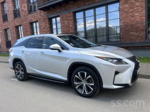Lexus RX 2019 in Riga, with an engine capacity of 3.50 L and mileage of 209 thousand km for 26500 €, photo 5 on AUTOMOTO.COM.LV