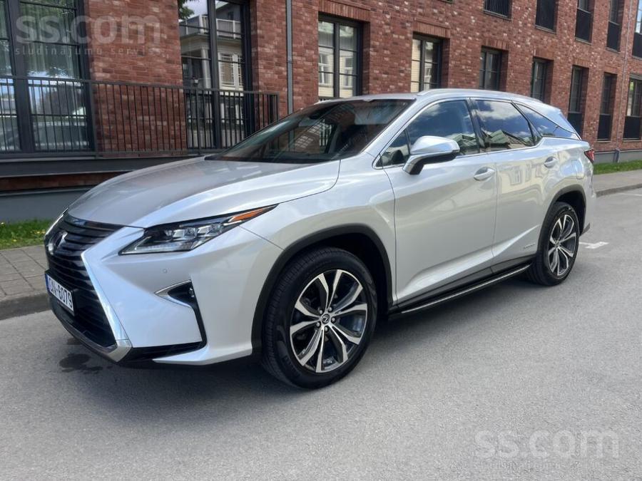 Lexus RX 2019 in Riga, with an engine capacity of 3.50 L and mileage of 209 thousand km for 26500 €, photo 6 on AUTOMOTO.COM.LV