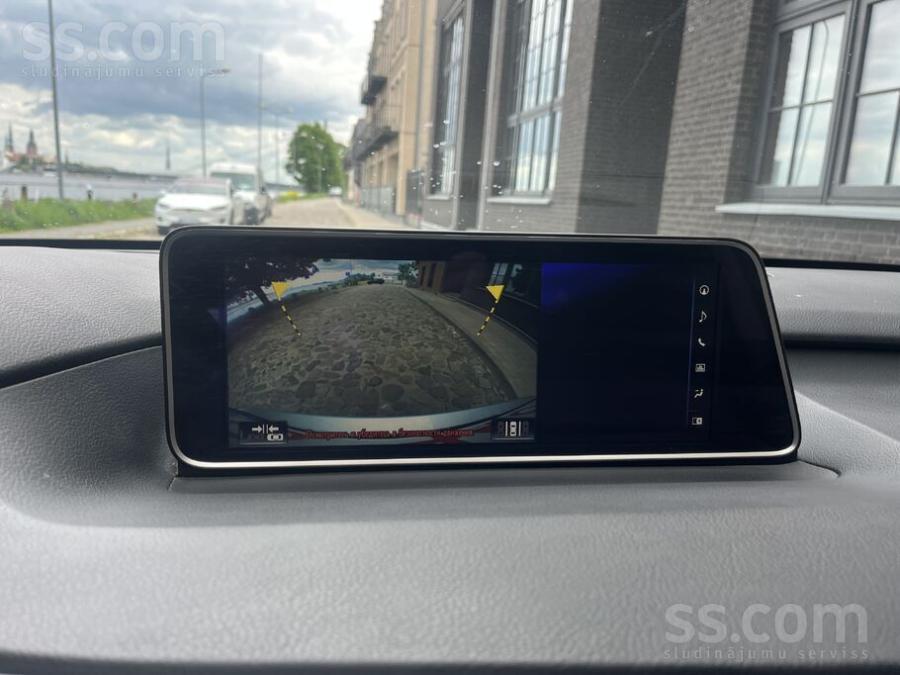 Lexus RX 2019 in Riga, with an engine capacity of 3.50 L and mileage of 209 thousand km for 26500 €, photo 22 on AUTOMOTO.COM.LV