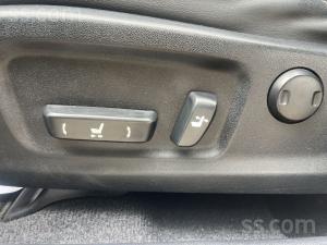 Lexus RX 2019 in Riga, with an engine capacity of 3.50 L and mileage of 209 thousand km for 26500 €, photo 29 on AUTOMOTO.COM.LV
