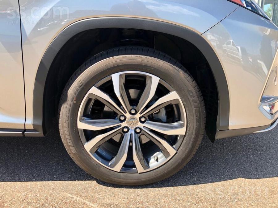 Lexus RX 2019 Rīga, ar dzinēja tilpumu 3.50 L un nobraukumu 120 tūkst. km par 32500 €, foto 13 vietnē AUTOMOTO.COM.LV