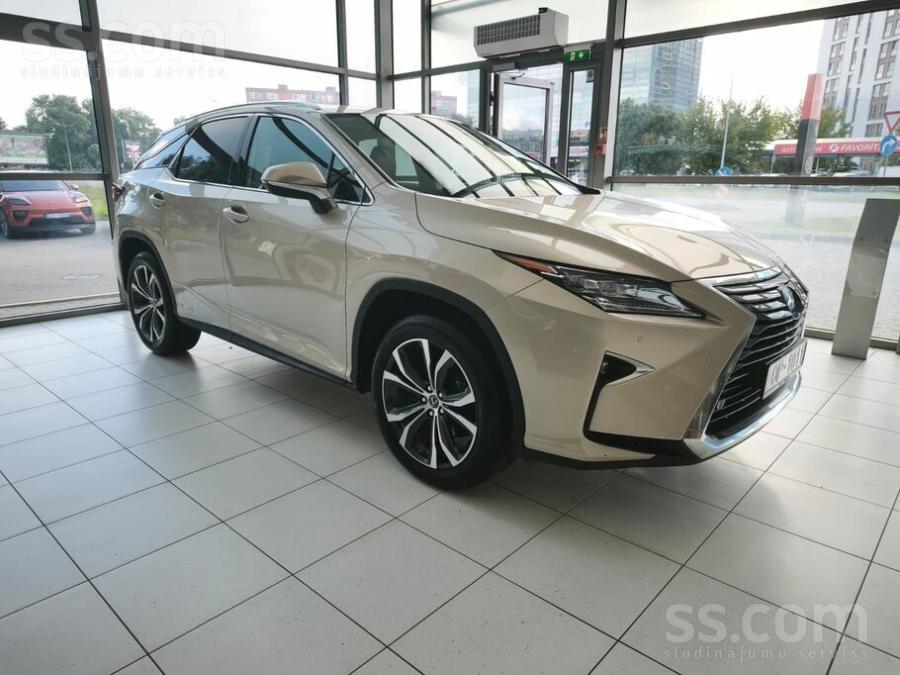 Lexus RX 2019 Rīga, ar dzinēja tilpumu 3.50 L un nobraukumu 92 tūkst. km par 37500 €, foto 4 vietnē AUTOMOTO.COM.LV
