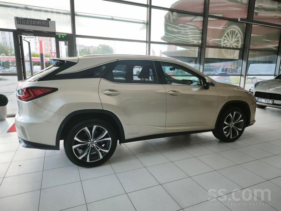 Lexus RX 2019 Rīga, ar dzinēja tilpumu 3.50 L un nobraukumu 92 tūkst. km par 37500 €, foto 5 vietnē AUTOMOTO.COM.LV