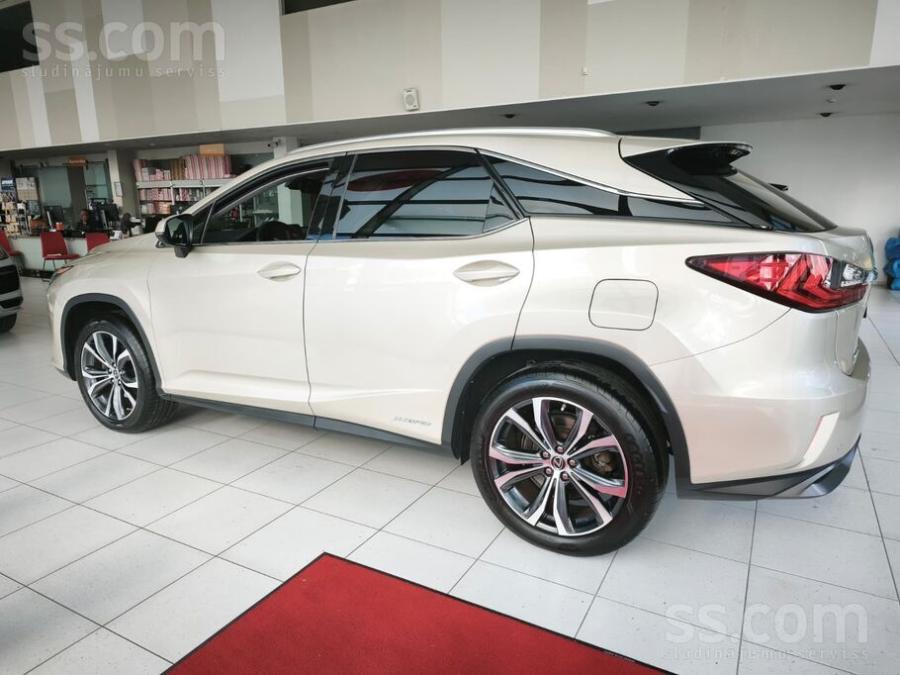 Lexus RX 2019 Rīga, ar dzinēja tilpumu 3.50 L un nobraukumu 92 tūkst. km par 37500 €, foto 6 vietnē AUTOMOTO.COM.LV