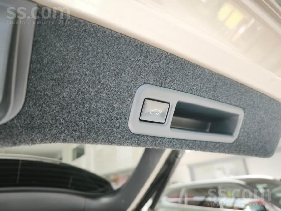 Lexus RX 2019 Rīga, ar dzinēja tilpumu 3.50 L un nobraukumu 92 tūkst. km par 37500 €, foto 15 vietnē AUTOMOTO.COM.LV