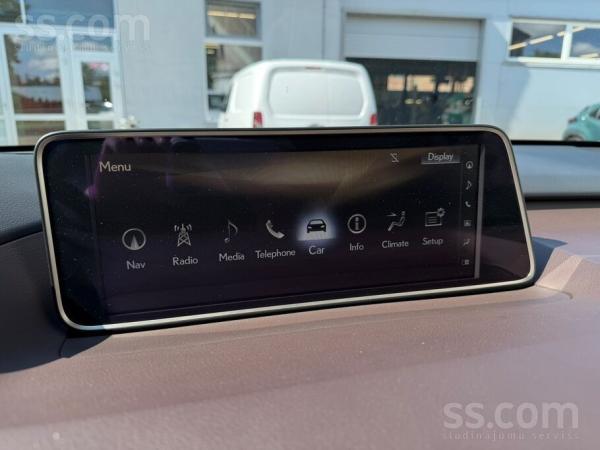 Lexus RX 2019 in Jekabpils, with an engine capacity of 3.50 L and mileage of 93 thousand km for 35500 €, photo 10 on AUTOMOTO.COM.LV
