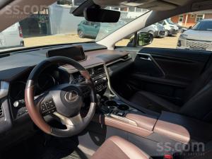 Lexus RX 2019 Jēkabpils, ar dzinēja tilpumu 3.50 L un nobraukumu 93 tūkst. km par 35500 €, foto 19 vietnē AUTOMOTO.COM.LV