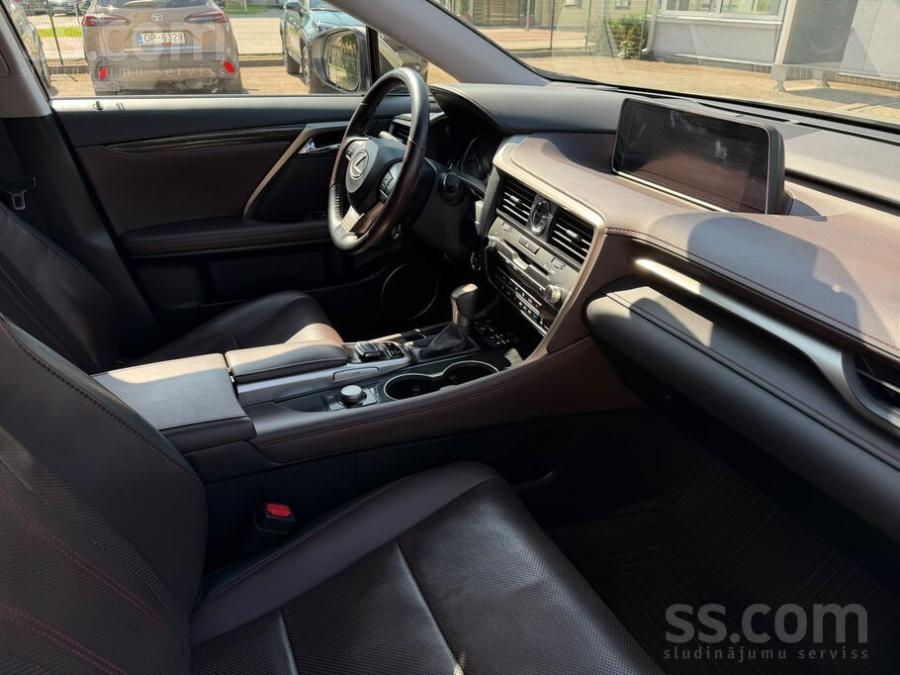 Lexus RX 2019 Jēkabpils, ar dzinēja tilpumu 3.50 L un nobraukumu 93 tūkst. km par 35500 €, foto 25 vietnē AUTOMOTO.COM.LV