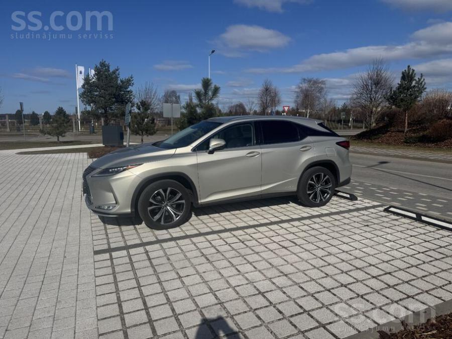 Lexus RX 2021 in Riga, with an engine capacity of 3.50 L and mileage of 85 thousand km for 41500 €, photo 3 on AUTOMOTO.COM.LV