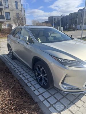 Lexus RX 2021 in Riga, with an engine capacity of 3.50 L and mileage of 85 thousand km for 41500 €, photo 4 on AUTOMOTO.COM.LV