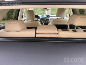 Lexus RX 2021 in Riga, with an engine capacity of 3.50 L and mileage of 85 thousand km for 41500 €, photo 7 on AUTOMOTO.COM.LV