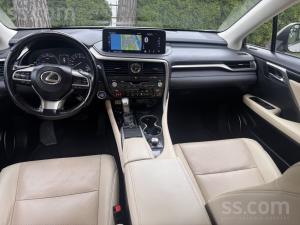 Lexus RX 2021 in Riga, with an engine capacity of 3.50 L and mileage of 85 thousand km for 41500 €, photo 11 on AUTOMOTO.COM.LV