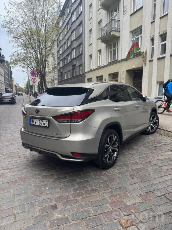 Lexus RX 2021 Rīga, ar dzinēja tilpumu 3.50 L un nobraukumu 64 tūkst. km par 44500 €, foto 1 vietnē AUTOMOTO.COM.LV