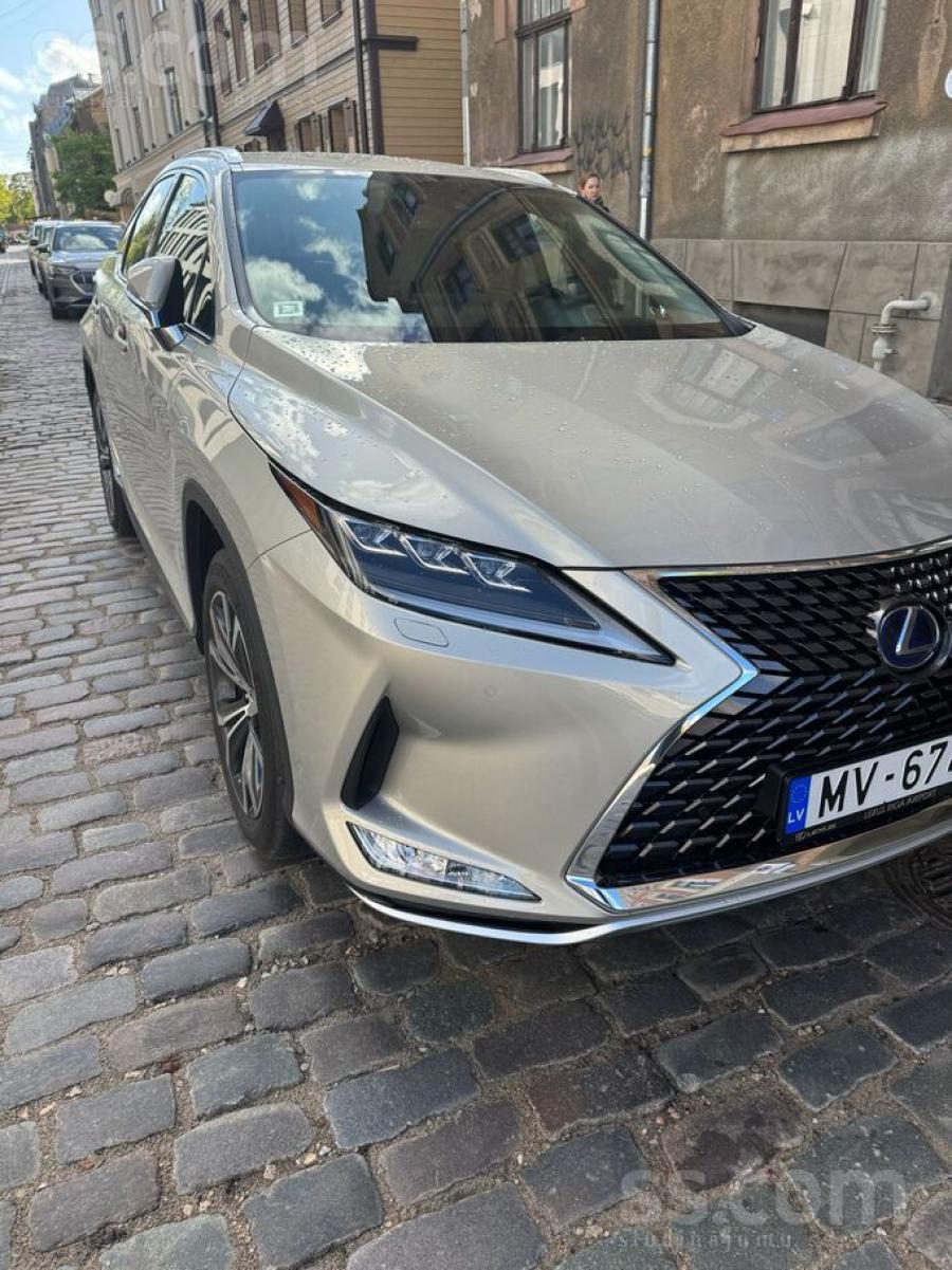 Lexus RX 2021 in Riga, with an engine capacity of 3.50 L and mileage of 64 thousand km for 44500 €, photo 4 on AUTOMOTO.COM.LV