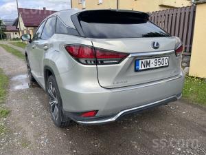 Lexus RX 2022 in Daugavpils, with an engine capacity of 3.50 L and mileage of 34 thousand km for 56000 €, photo 3 on AUTOMOTO.COM.LV