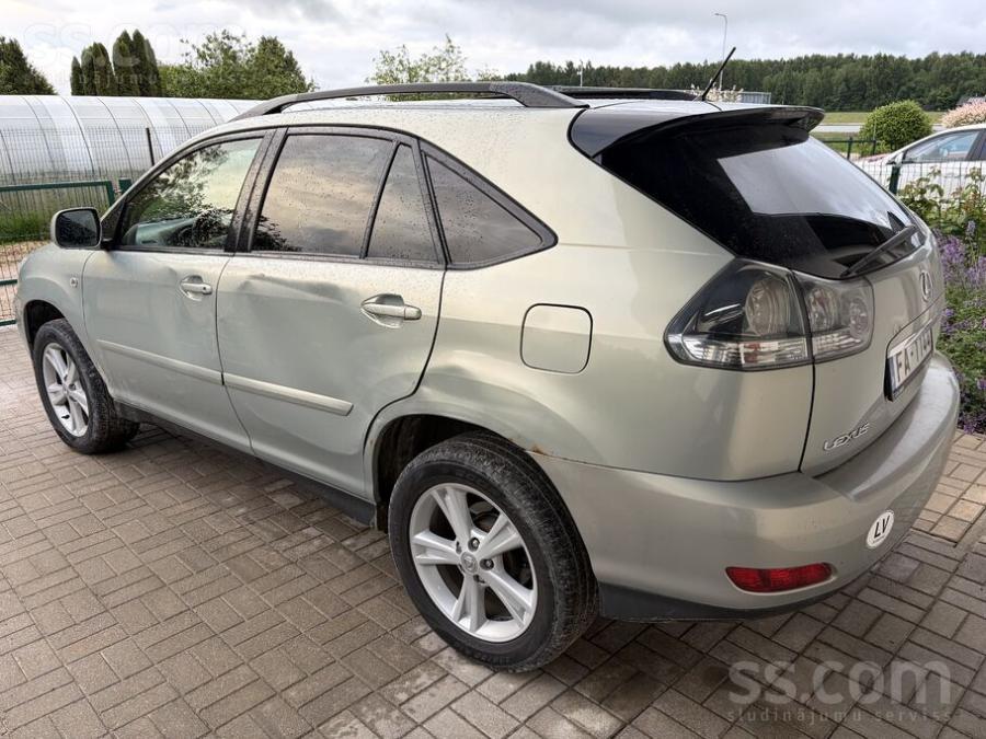 Зеленый Лексус РХ 2004 в Рига, объемом двигателя 3.00 л и пробегом 226 тыс. км за 2800 €, фото 4 на AUTOMOTO.COM.LV