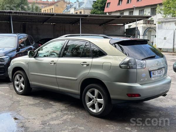 Zaļš Lexus RX 2004 Rīga, ar dzinēja tilpumu 3.00 L un nobraukumu 225 tūkst. km par 4100 €, foto 1 vietnē AUTOMOTO.COM.LV