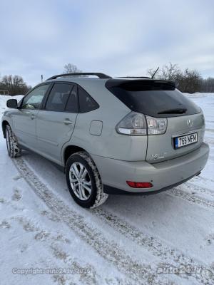 Green Lexus RX 2006 in Tallinn, with an engine capacity of 3.00 L and mileage of 190 thousand km for 5300 €, photo 6 on AUTOMOTO.COM.LV