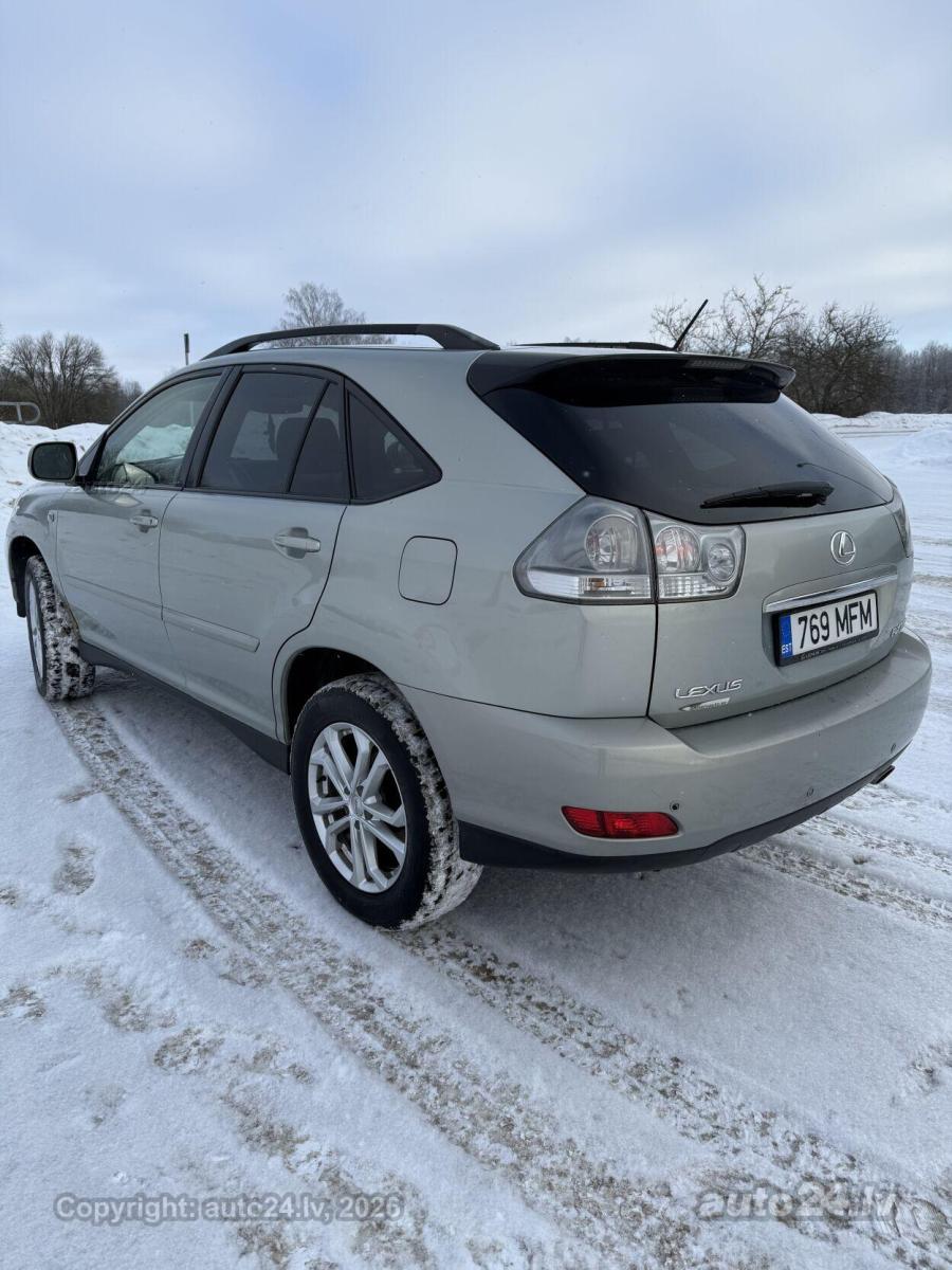 Green Lexus RX 2006 in Tallinn, with an engine capacity of 3.00 L and mileage of 190 thousand km for 5300 €, photo 6 on AUTOMOTO.COM.LV