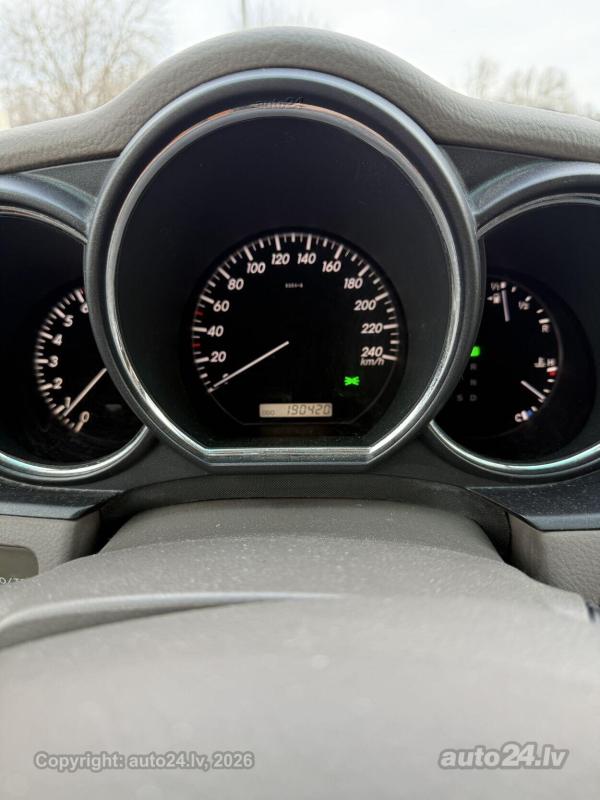 Zaļš Lexus RX 2006 Tallina, ar dzinēja tilpumu 3.00 L un nobraukumu 190 tūkst. km par 5300 €, foto 11 vietnē AUTOMOTO.COM.LV