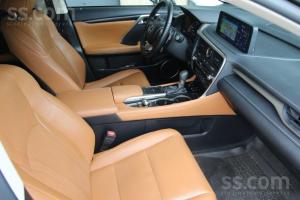 Zaļš Lexus RX 2022 Rīga, ar dzinēja tilpumu 3.50 L un nobraukumu 51 tūkst. km par 43490 €, foto 12 vietnē AUTOMOTO.COM.LV