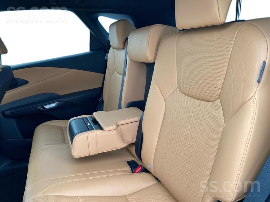 Зеленый Лексус РХ 2023 в Рига, объемом двигателя 2.50 л и пробегом 73 тыс. км за 63500 €, фото 19 на AUTOMOTO.COM.LV