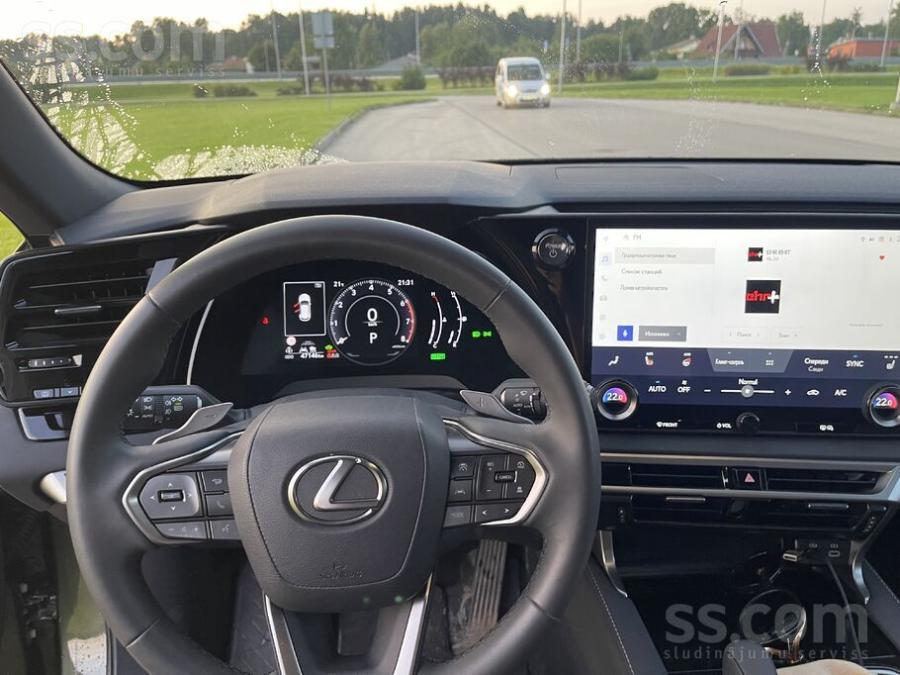 Zaļš Lexus RX 2024 Rīga, ar dzinēja tilpumu 2.50 L un nobraukumu 47 tūkst. km par 55900 €, foto 7 vietnē AUTOMOTO.COM.LV