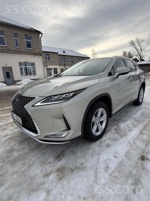 Zaļš Lexus RX 2021 Daugavpils, ar dzinēja tilpumu 3.50 L un nobraukumu 54 tūkst. km par 44500 €, foto  vietnē AUTOMOTO.COM.LV