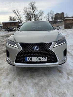 Green Lexus RX 2021 in Daugavpils, with an engine capacity of 3.50 L and mileage of 54 thousand km for 44500 €, photo 7 on AUTOMOTO.COM.LV