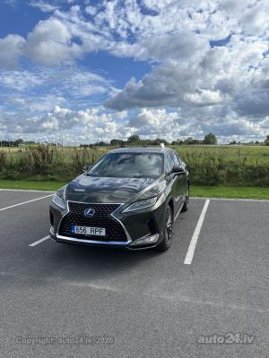 Zaļš Lexus RX 2022 Tallina, ar dzinēja tilpumu 3.50 L un nobraukumu 29 tūkst. km par 51000 €, foto  vietnē AUTOMOTO.COM.LV