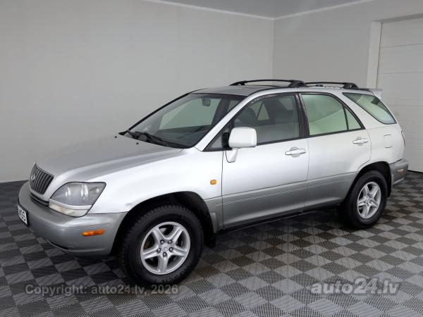 Pelēks Lexus RX 2000 Tallina, ar dzinēja tilpumu 3.00 L un nobraukumu 265 tūkst. km par 1799 €, foto 2 vietnē AUTOMOTO.COM.LV