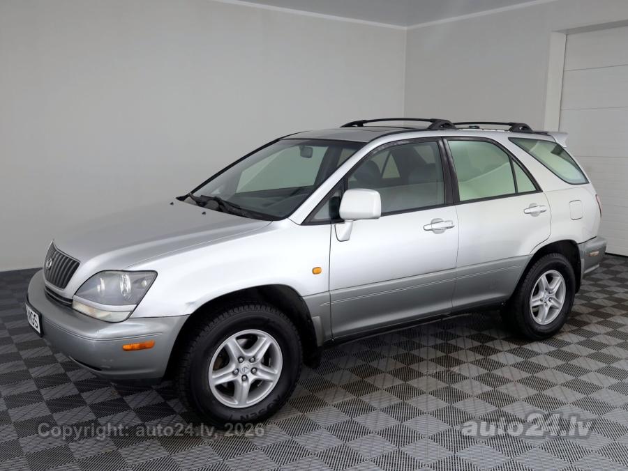 Pelēks Lexus RX 2000 Tallina, ar dzinēja tilpumu 3.00 L un nobraukumu 265 tūkst. km par 1799 €, foto 3 vietnē AUTOMOTO.COM.LV