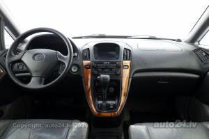 Pelēks Lexus RX 2000 Tallina, ar dzinēja tilpumu 3.00 L un nobraukumu 265 tūkst. km par 1799 €, foto 6 vietnē AUTOMOTO.COM.LV