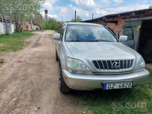 Grey Lexus RX 2002 in Ventspils, with an engine capacity of 3.00 L and mileage of 374 thousand km for 1900 €, photo 6 on AUTOMOTO.COM.LV