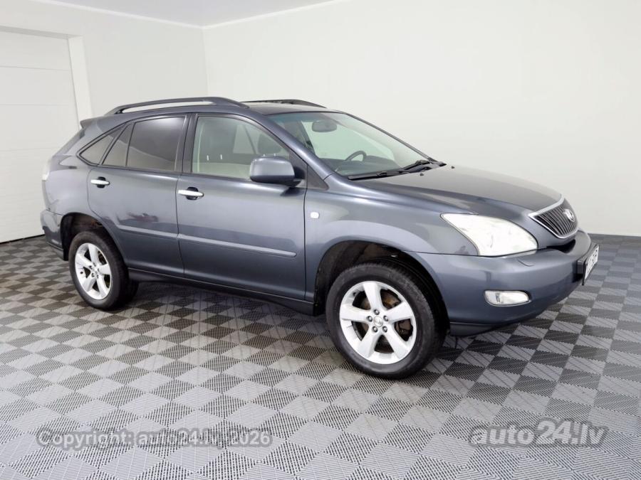 Grey Lexus RX 2004 in Tallinn, with an engine capacity of 3.00 L and mileage of 266 thousand km for 3499 €, photo 1 on AUTOMOTO.COM.LV