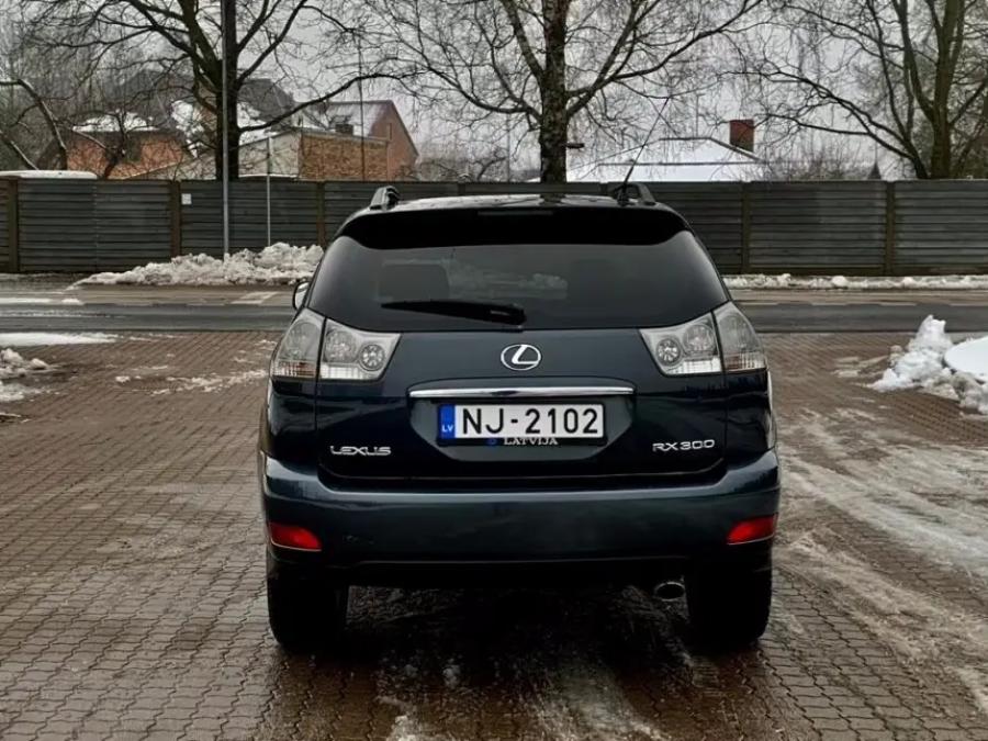 Pelēks Lexus RX 2004 Jelgava, ar dzinēja tilpumu 3.00 L un nobraukumu 240 tūkst. km par 5950 €, foto 6 vietnē AUTOMOTO.COM.LV