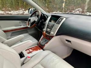 Pelēks Lexus RX 2004 Jelgava, ar dzinēja tilpumu 3.00 L un nobraukumu 240 tūkst. km par 5950 €, foto 8 vietnē AUTOMOTO.COM.LV