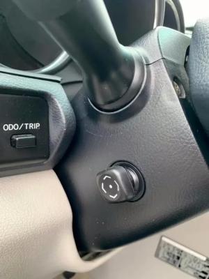 Pelēks Lexus RX 2004 Jelgava, ar dzinēja tilpumu 3.00 L un nobraukumu 240 tūkst. km par 5950 €, foto 13 vietnē AUTOMOTO.COM.LV
