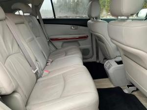 Pelēks Lexus RX 2004 Jelgava, ar dzinēja tilpumu 3.00 L un nobraukumu 240 tūkst. km par 5950 €, foto 14 vietnē AUTOMOTO.COM.LV