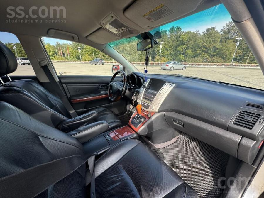 Pelēks Lexus RX 2004 Rīga, ar dzinēja tilpumu 3.50 L un nobraukumu 320 tūkst. km par 3900 €, foto 8 vietnē AUTOMOTO.COM.LV