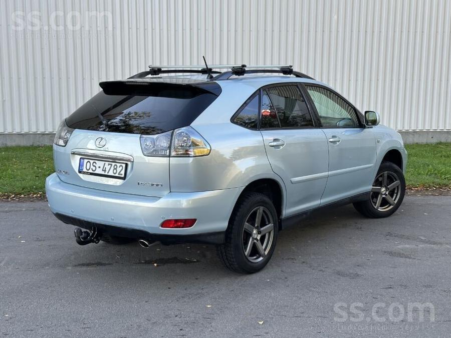 Grey Lexus RX 2004 in Riga, with an engine capacity of 3.00 L and mileage of 269 thousand km for 2790 €, photo 3 on AUTOMOTO.COM.LV