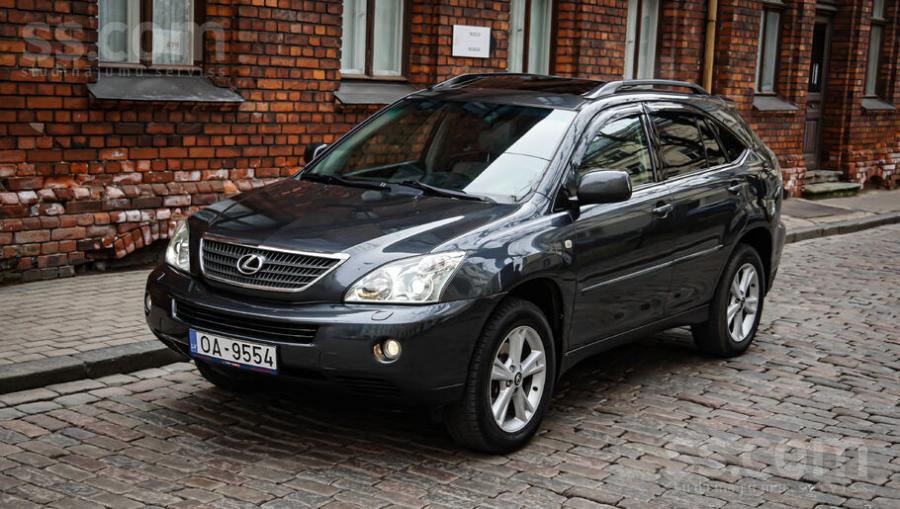 Grey Lexus RX 2005 in Riga, with an engine capacity of 3.30 L and mileage of 298 thousand km for 4950 €, photo 1 on AUTOMOTO.COM.LV