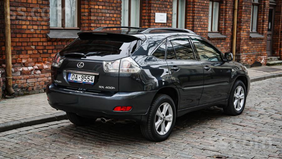 Grey Lexus RX 2005 in Riga, with an engine capacity of 3.30 L and mileage of 298 thousand km for 4950 €, photo 5 on AUTOMOTO.COM.LV